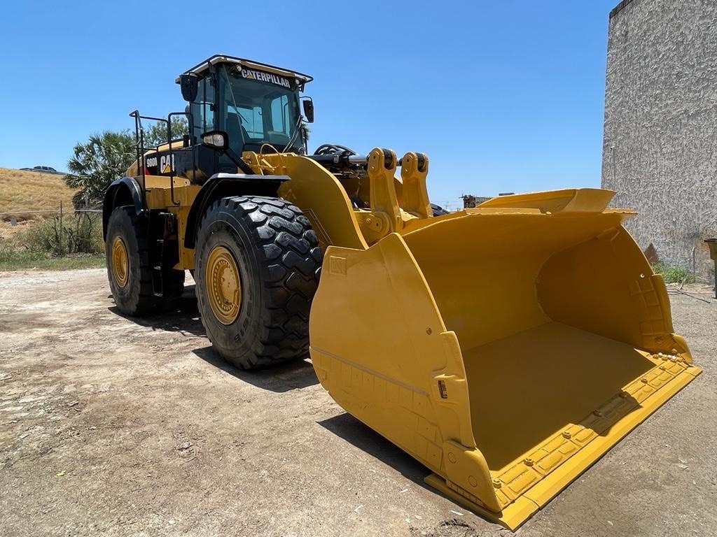 CAT 980M