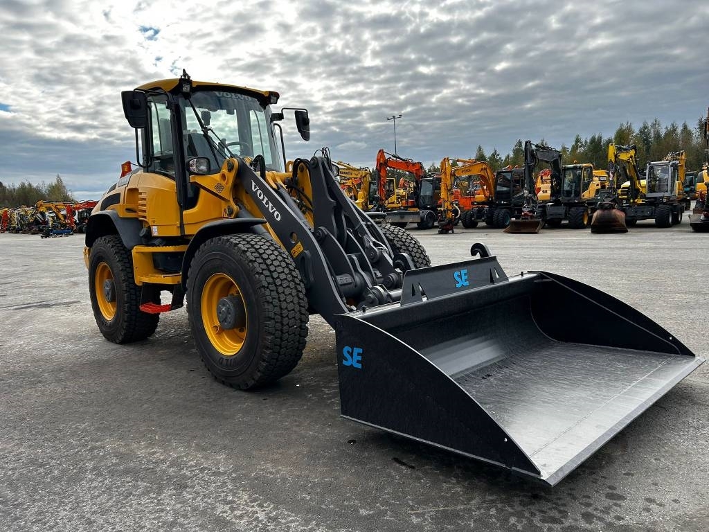 Volvo L 50 HS/ Rasvari, Kauha, Piikit, Pienet tunnit!! - Wheel Loaders ...