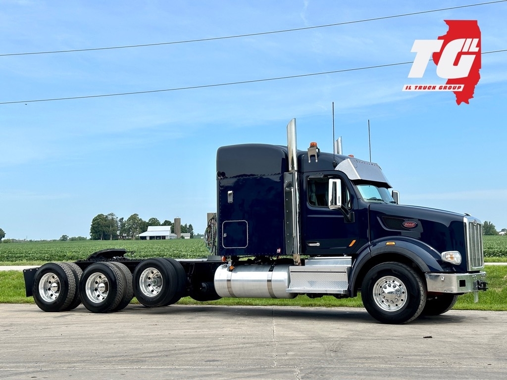 Peterbilt Heavy Duty Trucks & Truck Trailers For Sale | Ritchie List