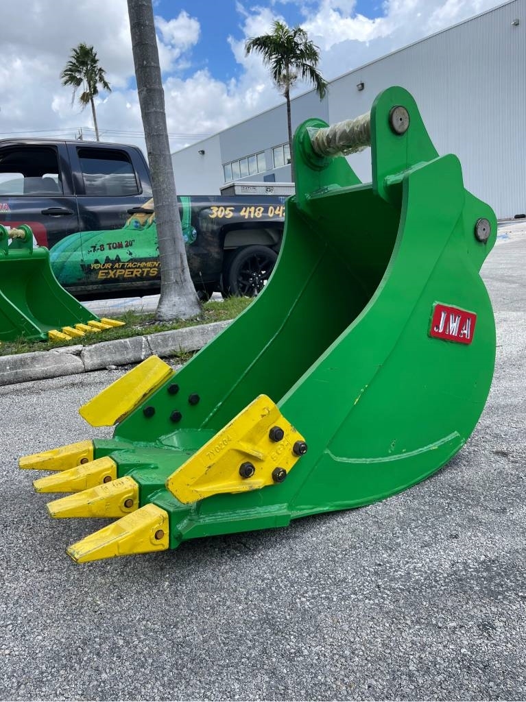 JM Attachments 24" Heavy-duty Digging Bucket for Caterpillar 315