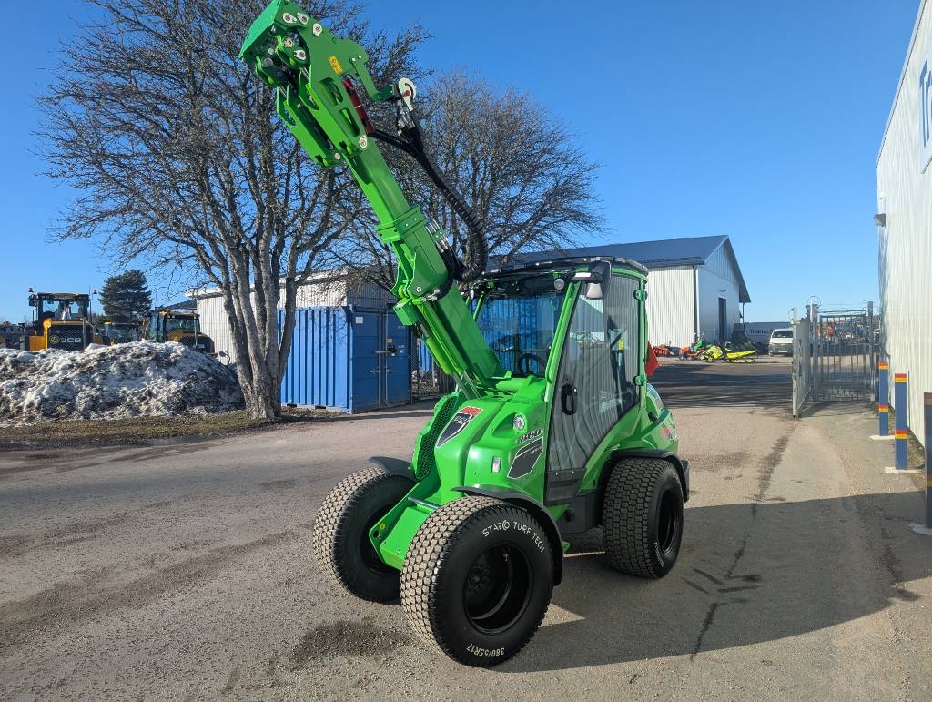 Avant 860 i BLACK EDITION! Super lagerkampanj! - Kompaktlastare ...