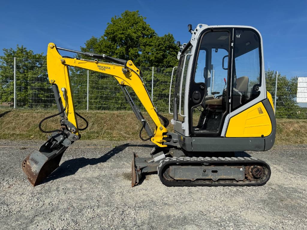 Wacker Neuson ET18 - Tracked / Mini excavators - Products - Wacker Neuson