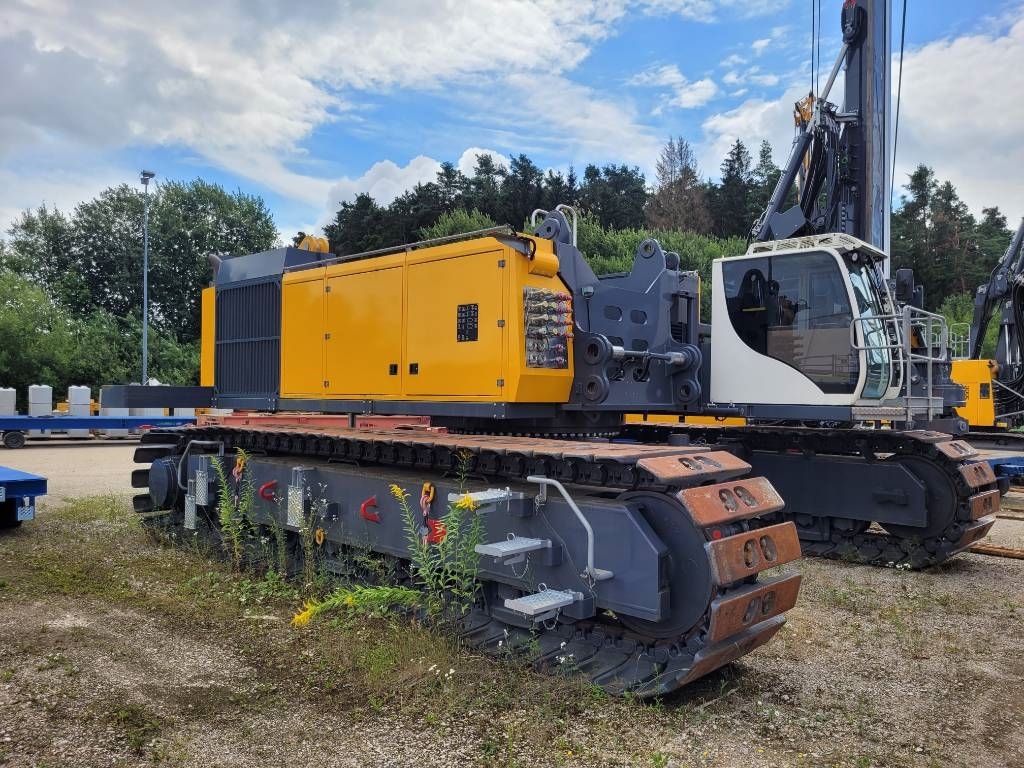 Bauer MC 128 cutter rig.plus - Seilbagger / Schlitzwandequipment ...