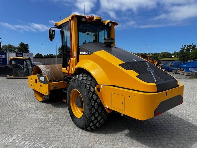 Volvo SD135B med Comp Assist - Single drum rollers - Construction ...