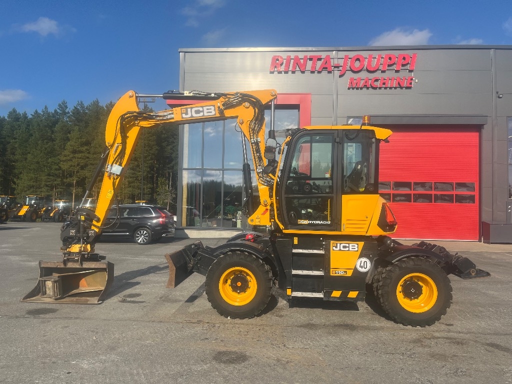 JCB 110 Hydradig / Engcon, 2 kauhaa, - Wheeled Excavators ...