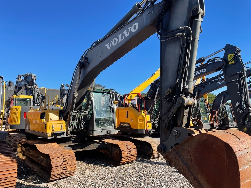 Volvo EC210C - Gravemaskiner på larvebånd - Entreprenør - STALLEX A/S