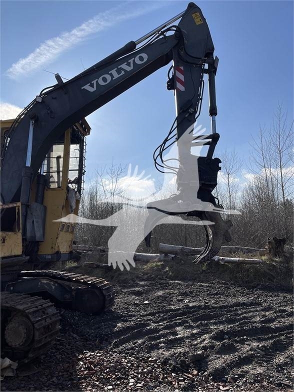 Volvo EC240B LC