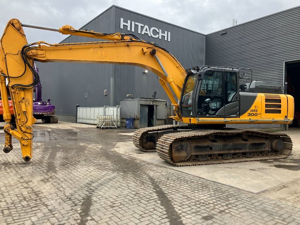 Hitachi ZX300 LC-6 - Rupsgraafmachines - Bouw - Hitachi Construction ...