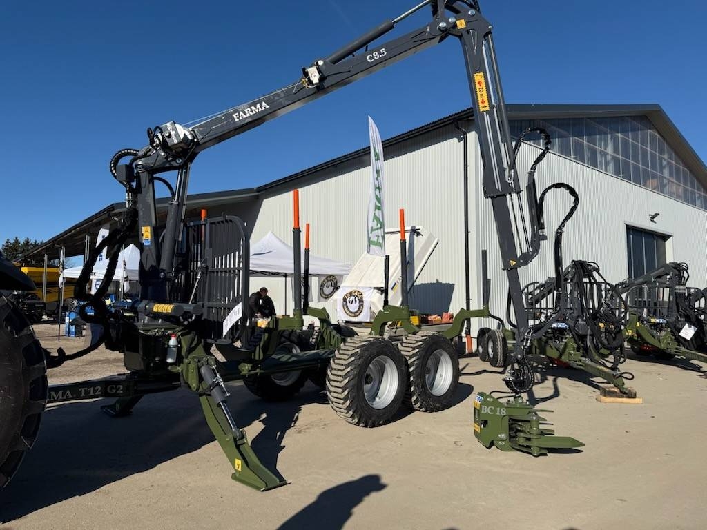 Farma T12 G2 8,5m kran - Skogsmaskiner - Övriga - Skogsmaskiner ...