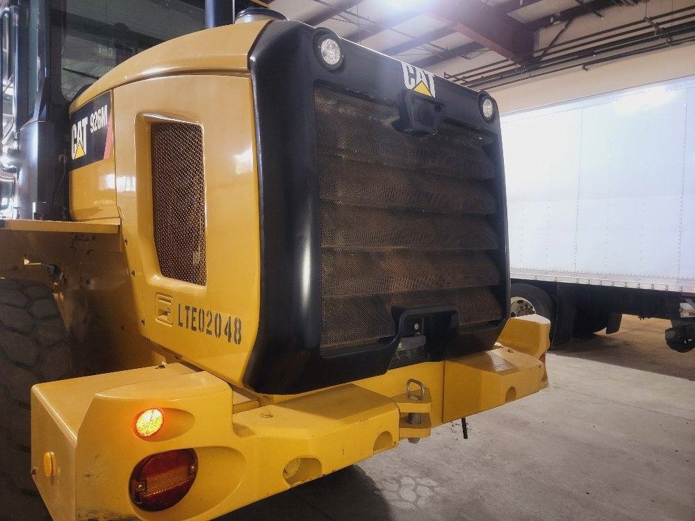 CAT 926M