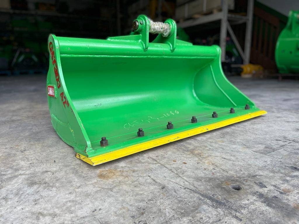 JM Attachments Clean Up Bucket 42 " for John Deere 27D, 27G