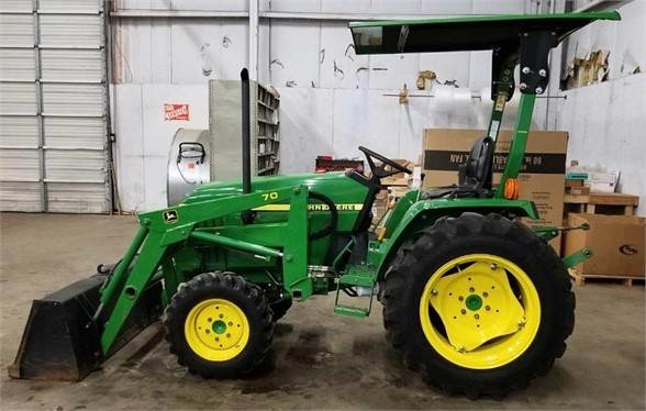 John Deere 790