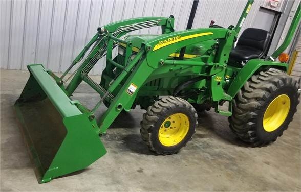 John Deere 790