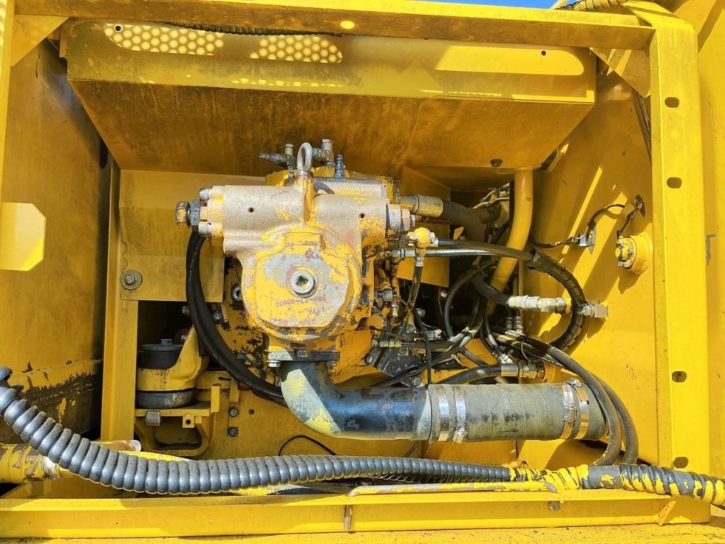 Komatsu PC 270 LC-6