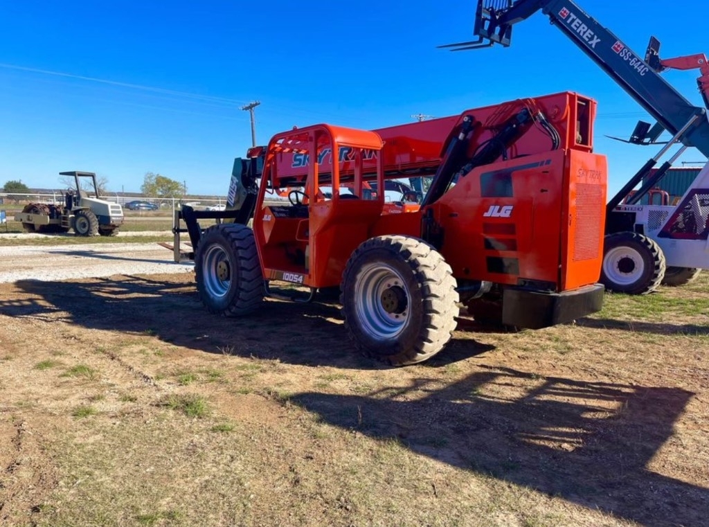 SkyTrak 10054
