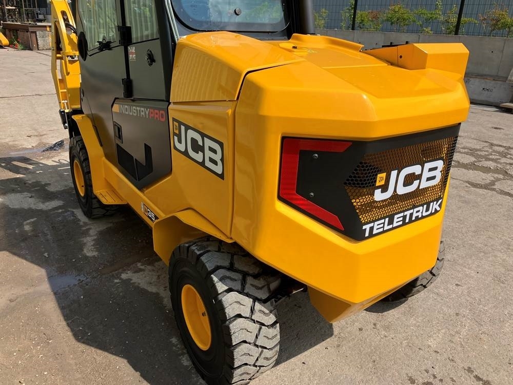 JCB TLT35-26D-4WD - Industry Forklifts - Material Handling - Gunn JCB