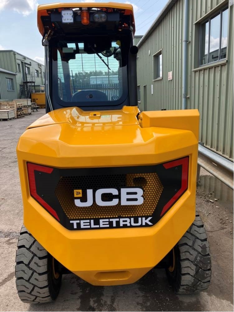 JCB TLT35-26D-4WD - Industry Forklifts - Material Handling - Gunn JCB