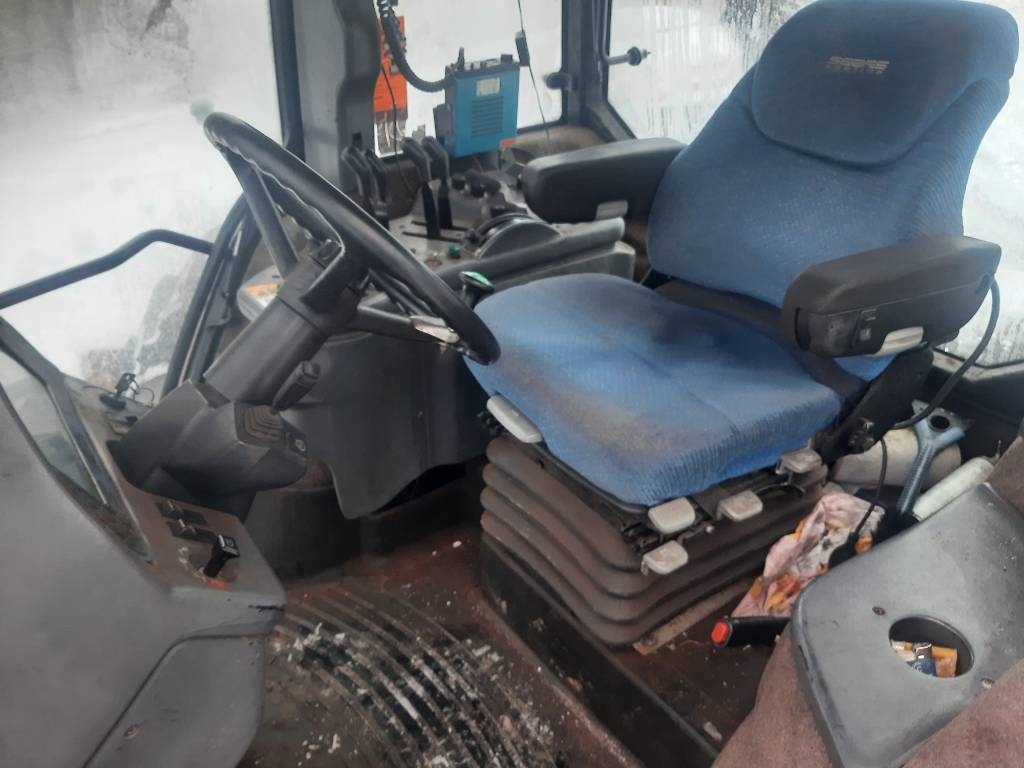 New Holland G 170 - Traktorit - Maatalous - Agritek-vaihtokoneet