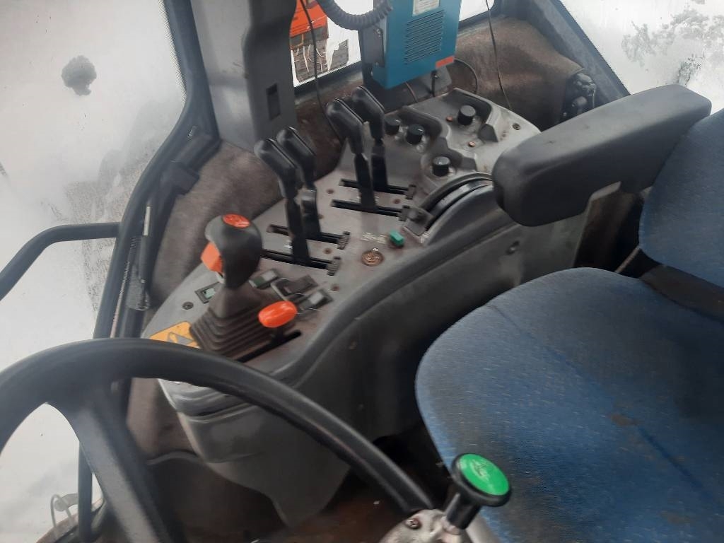 New Holland G 170 - Traktorit - Maatalous - Agritek-vaihtokoneet