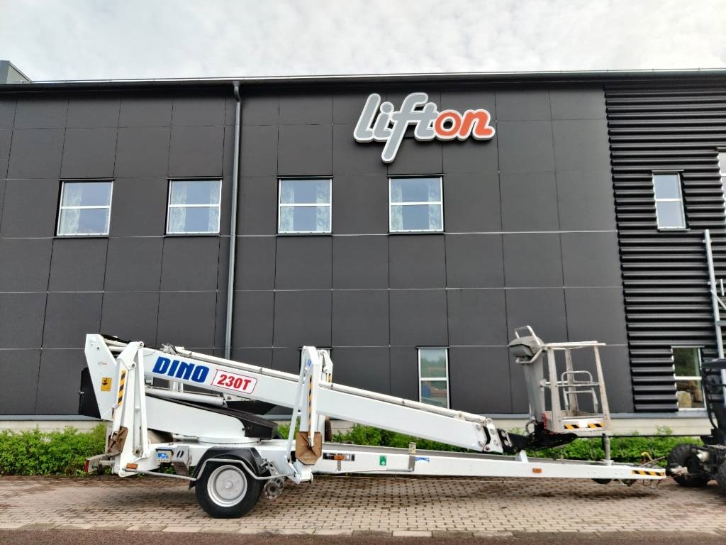 Begagnade liftar - skylift - släpvagnslift - Lifton AB