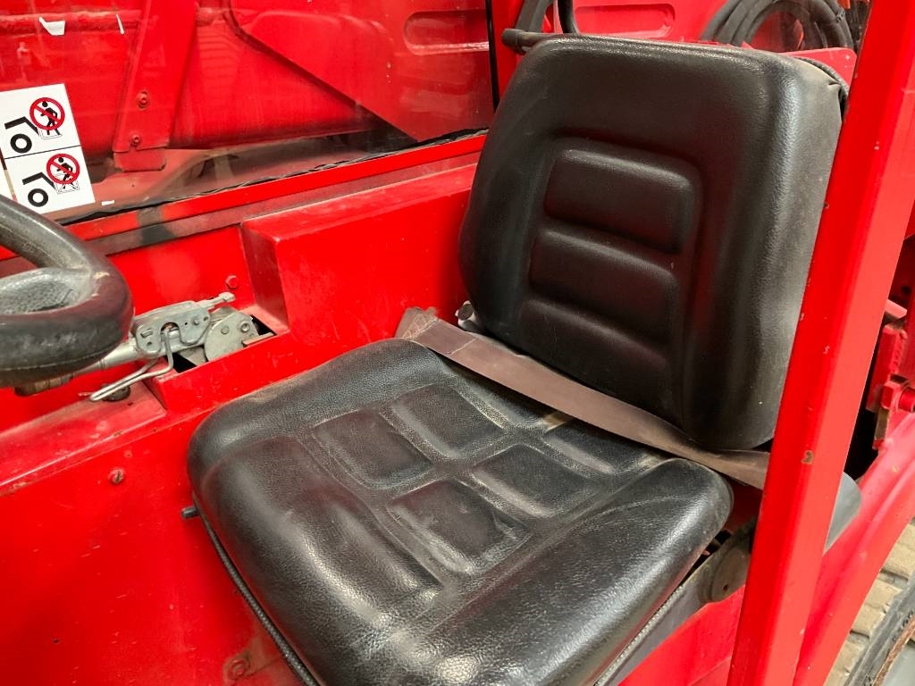 Manitou BT 420 - Verreikers - Bouw - Geuens Machinery
