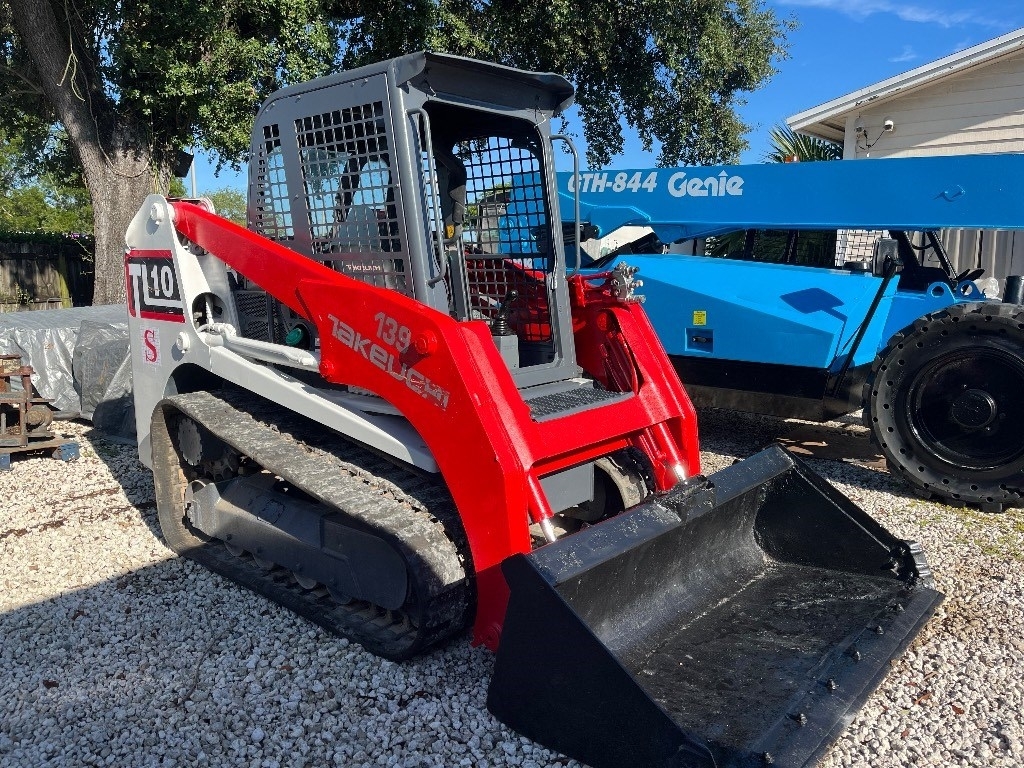 Takeuchi TL10