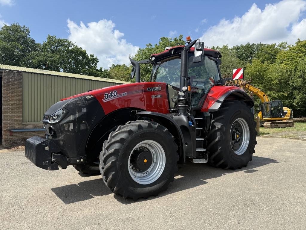 Case IH Magnum 340 Powershift - Tractors - Agriculture - Mark Hellier