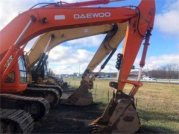 Daewoo SOLAR 220 LC V