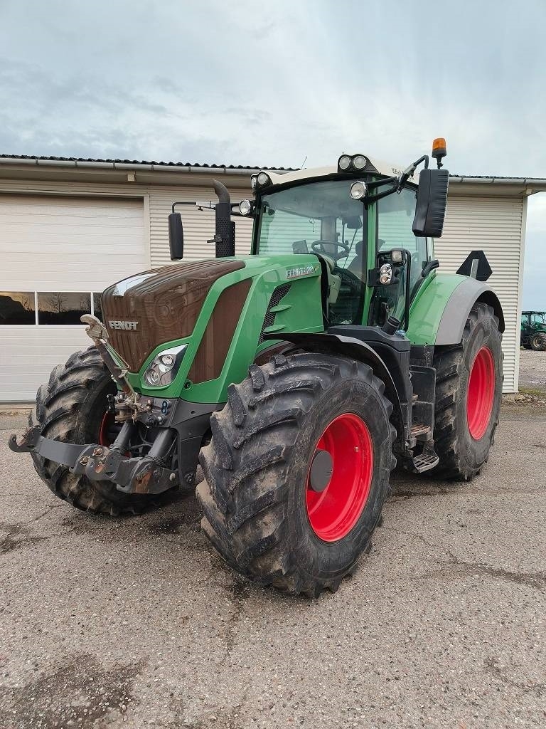 Fendt 828 Vario - Tractors - Agriculture - Danish Agro Machinery