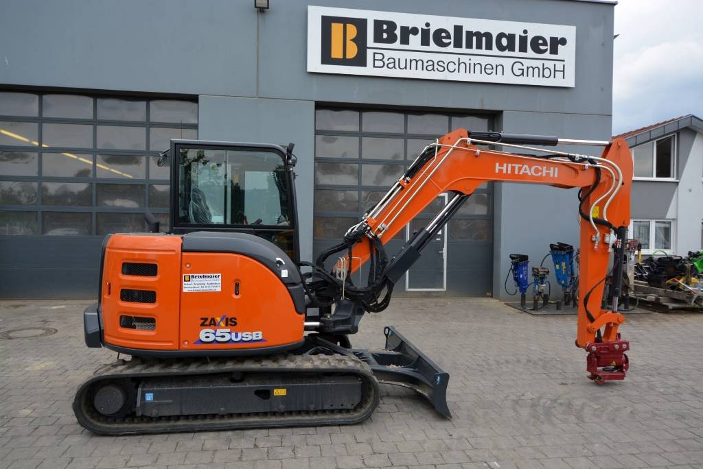 Hitachi ZX 65 USB-6 - Mini- & Kompaktbagger - Baumaschinen - Brielmaier ...