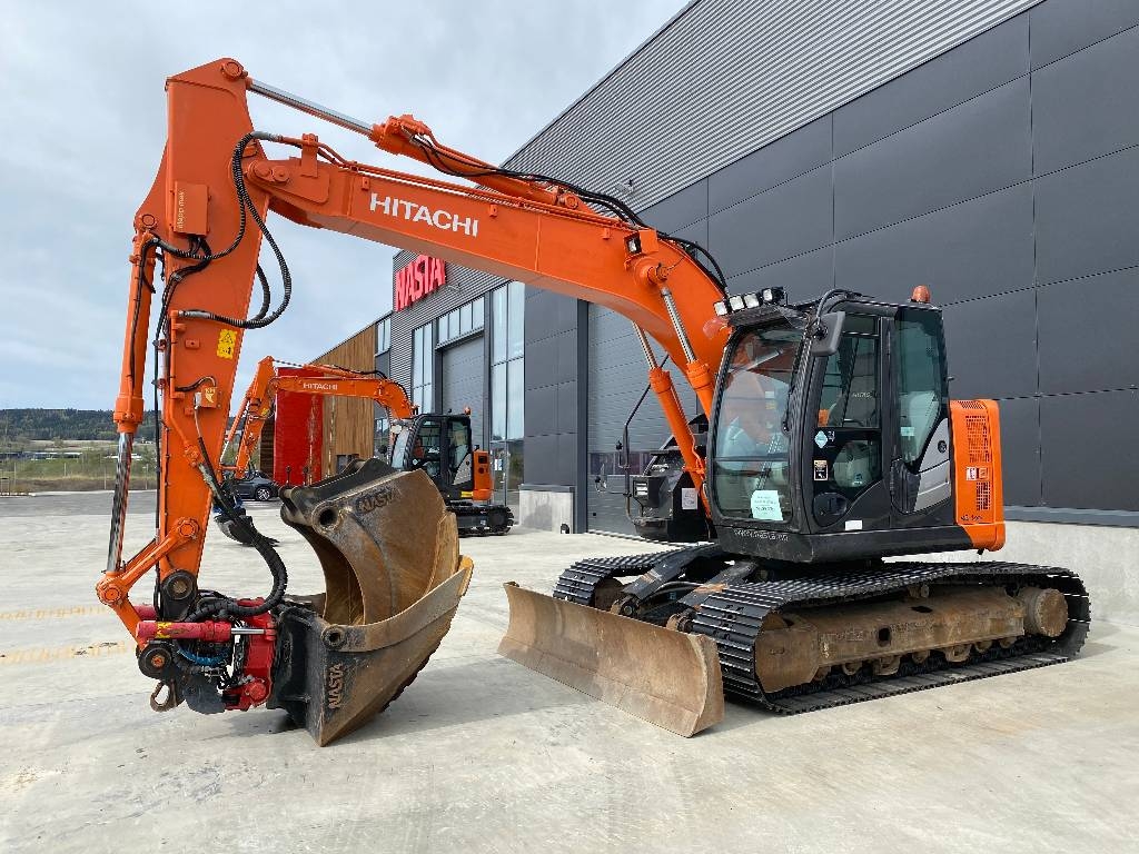 Hitachi ZX 135 US-5 - Beltegraver - Anlegg - NASTA AS – Bruktmarked
