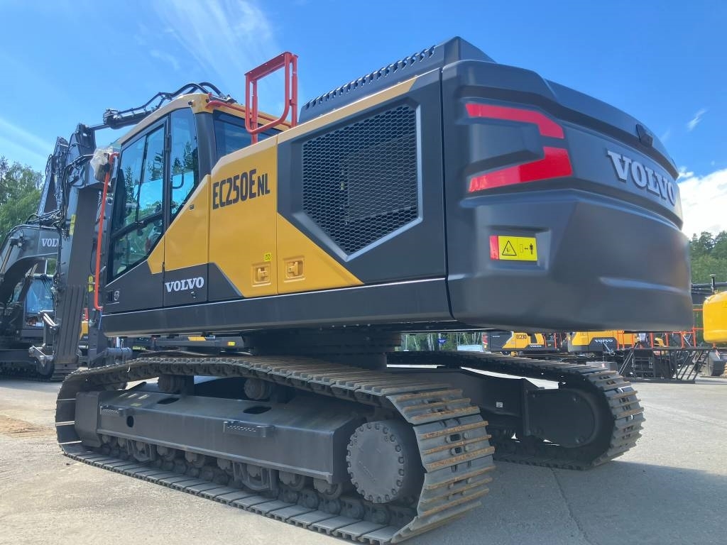 Excavators - Construction equipment - Volvo CE EMEA Used Equipment
