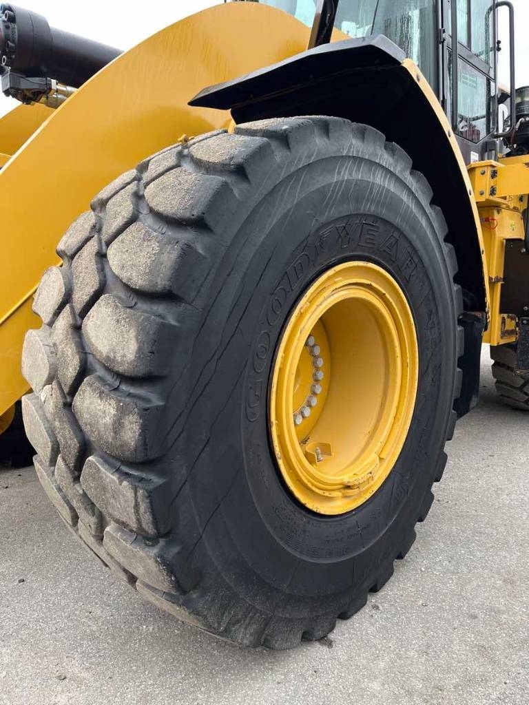 Buy Used Caterpillar 962M Wheel loader for sale in Stockholm, Sweden ...