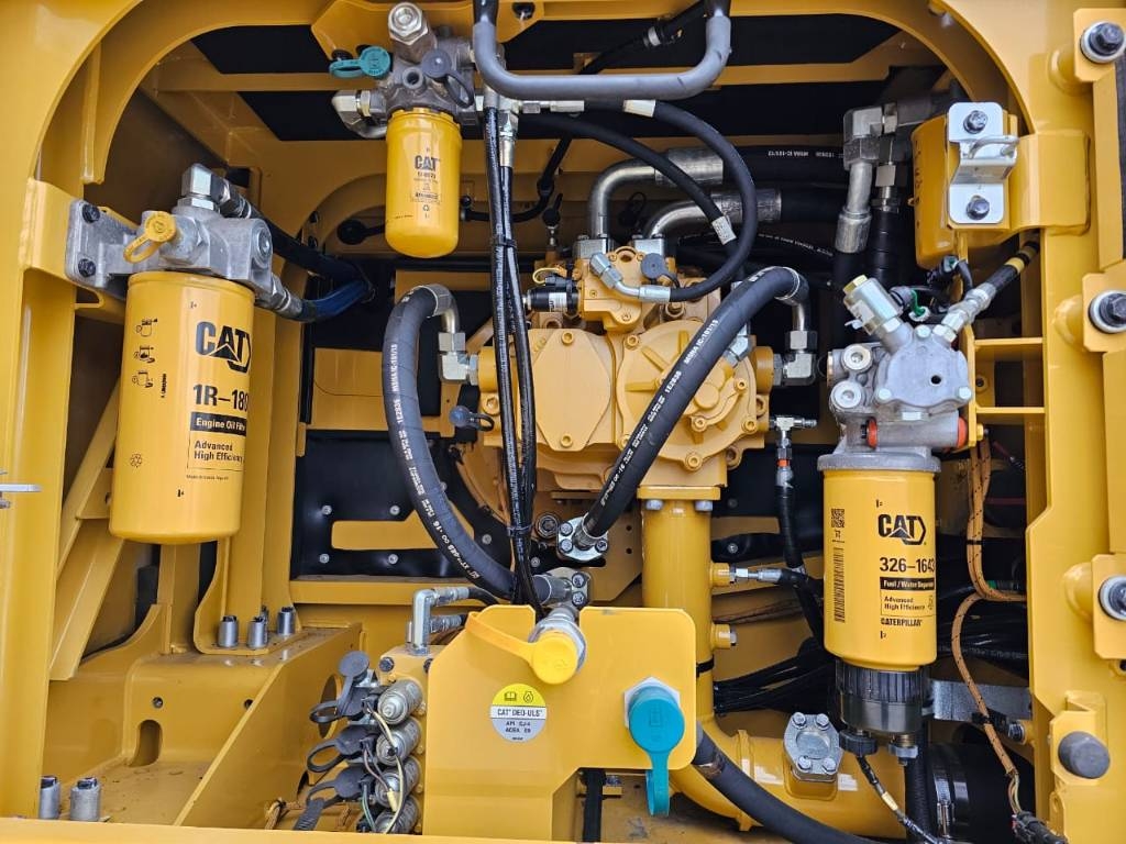 Buy Used Caterpillar 352F Crawler Excavator for sale in Stockholm ...