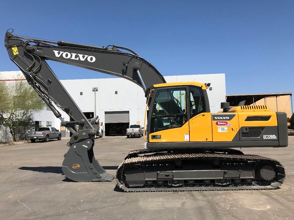 Volvo EC220DL - Crawler Excavators - Construction Equipment - Volvo CE US