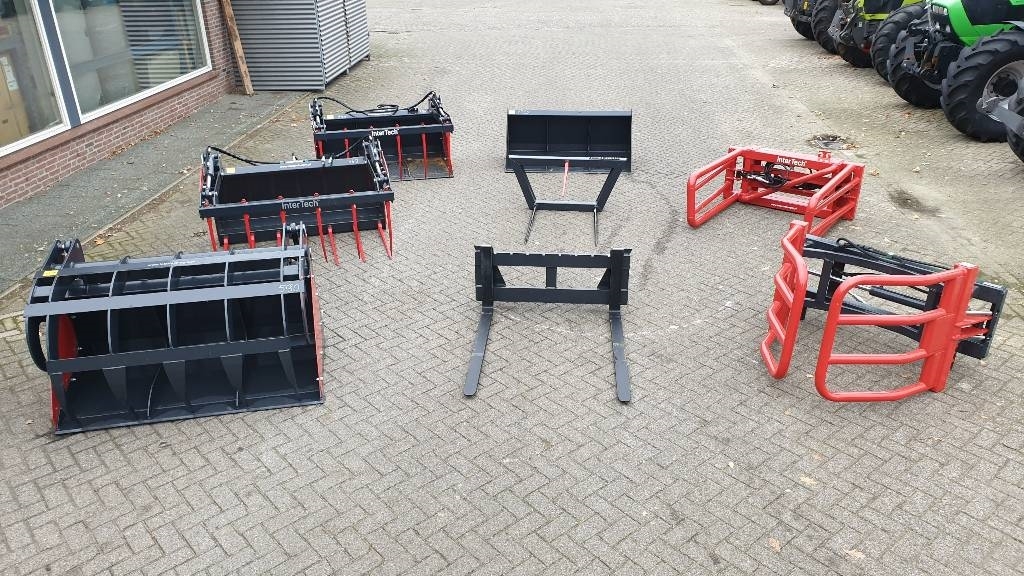 Inter-Tech Grondbak, Mestgreep, Pelikaanbak, Ronde, Vierkante - Front ...