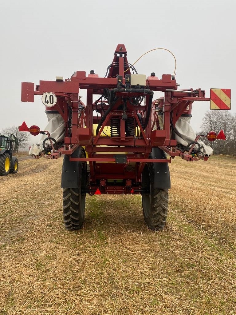 Hardi Commander 3200 - Trailed sprayers - Agriculture - Danish Agro ...