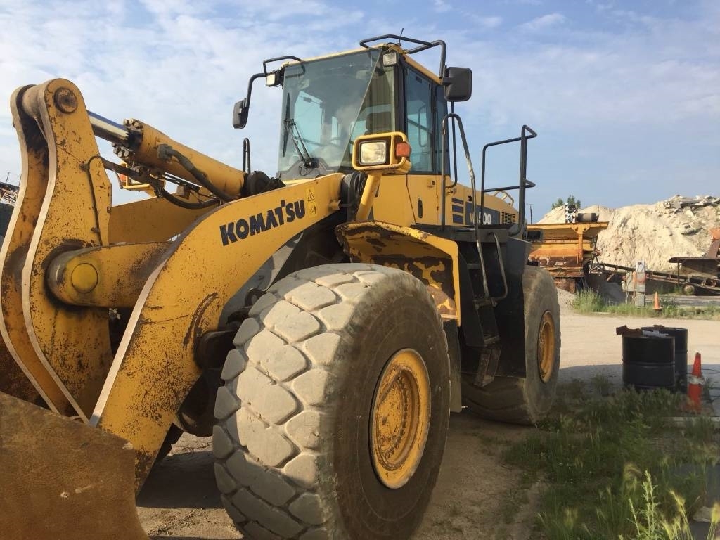 Komatsu WA500-6