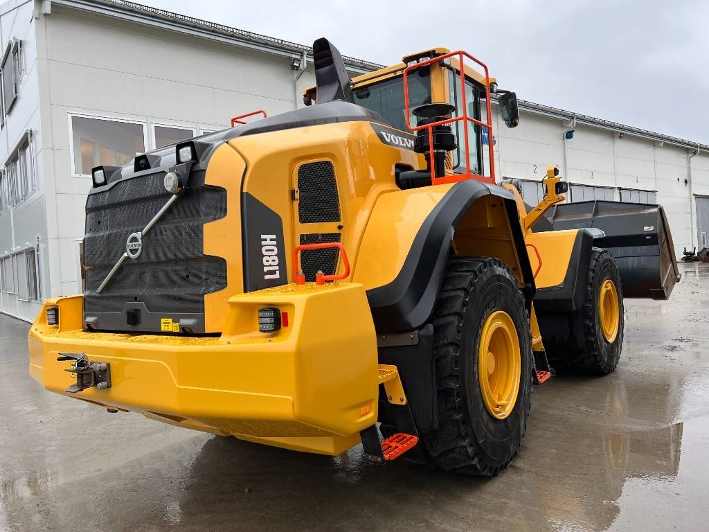 Buy Used Volvo L180H Long Boom Wheel loader for sale in Stockholm ...