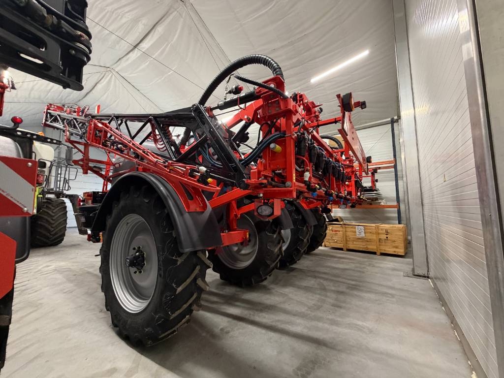 Maschio Gaspardo Campo P32 - Trailed sprayers - Agriculture - Danish ...