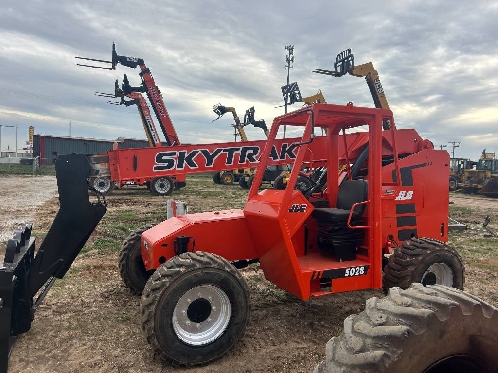 SkyTrak 5028