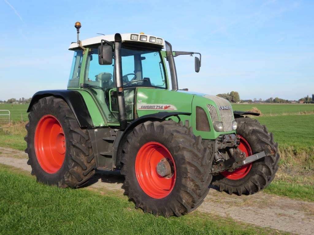 Fendt 714 - Tractoren - Landbouw - Fendt