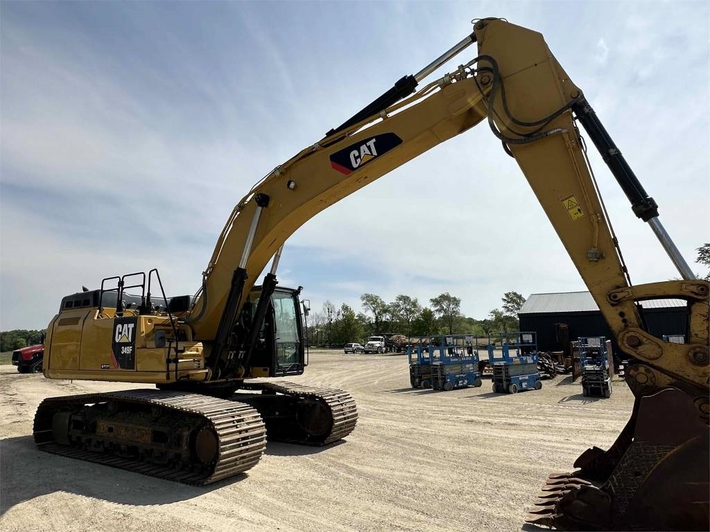 CAT 349FL