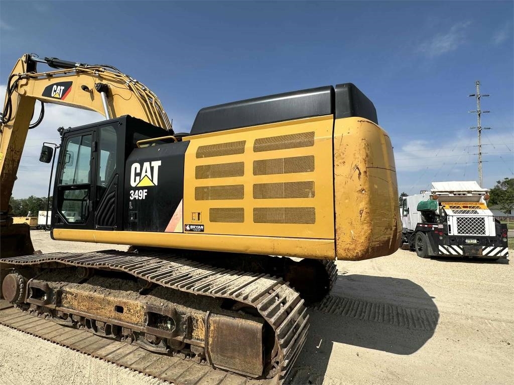 CAT 349FL