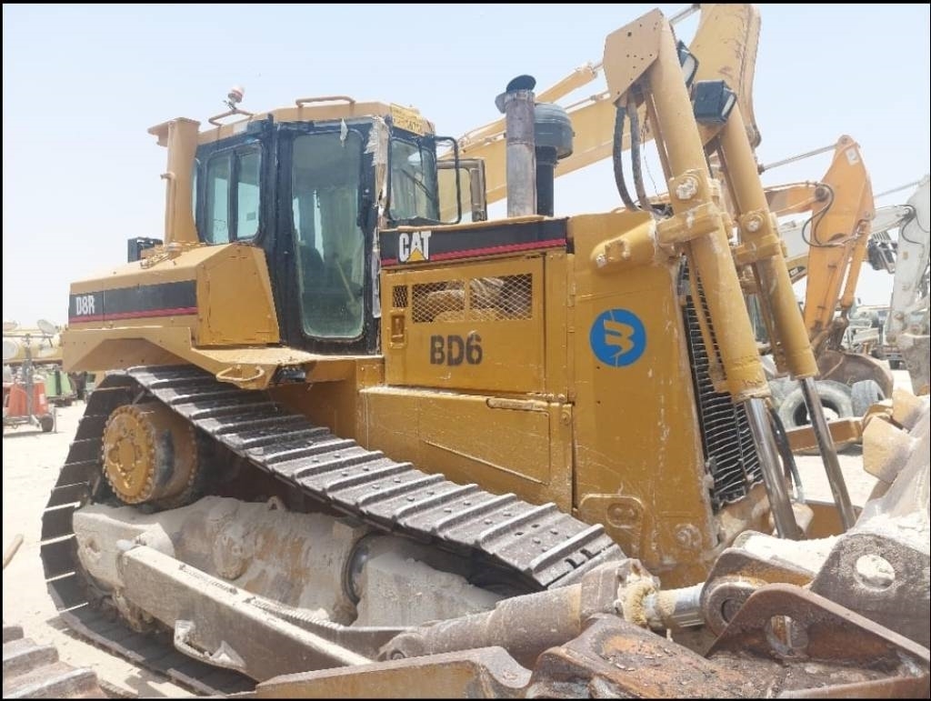 CAT D 8 R