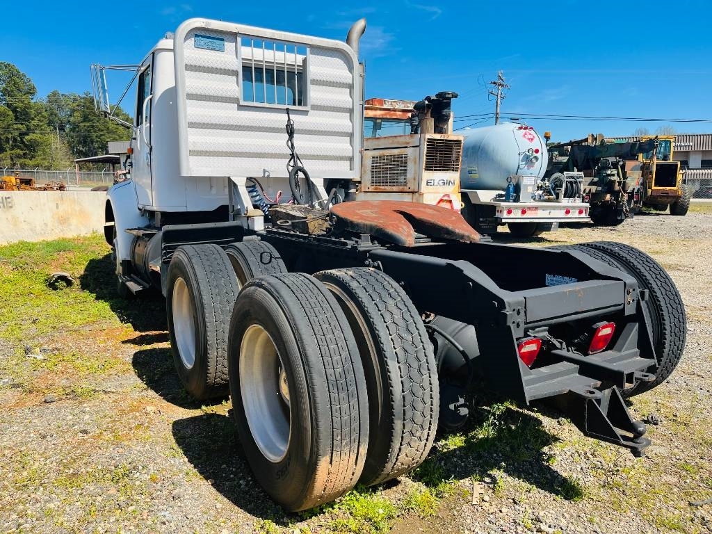 International 8200