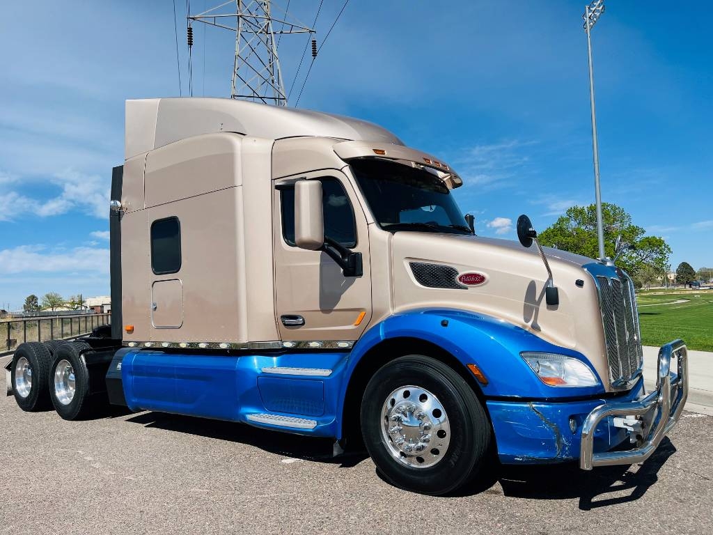 Peterbilt Heavy Duty Trucks & Truck Trailers For Sale | Ritchie List