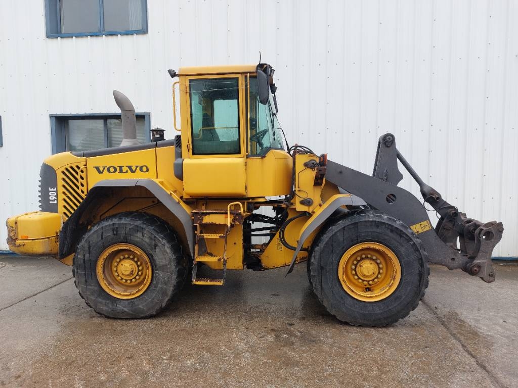 Volvo L90E - Wheel Loaders - Construction Equipment - Mchaleplantsales ...