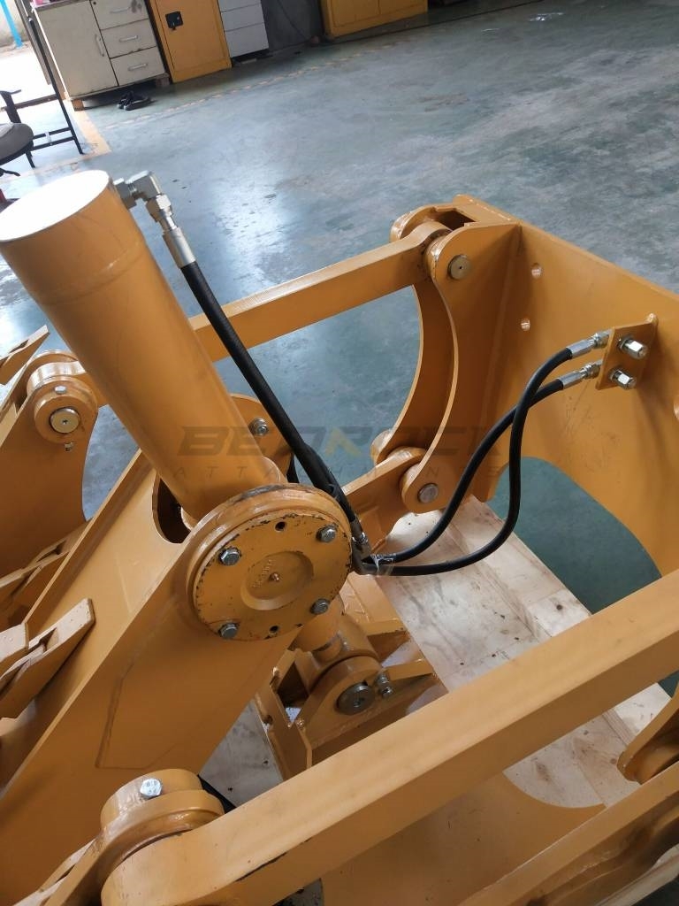 Bedrock RIPPER FITS CAT 140GC MOTOR GRADER