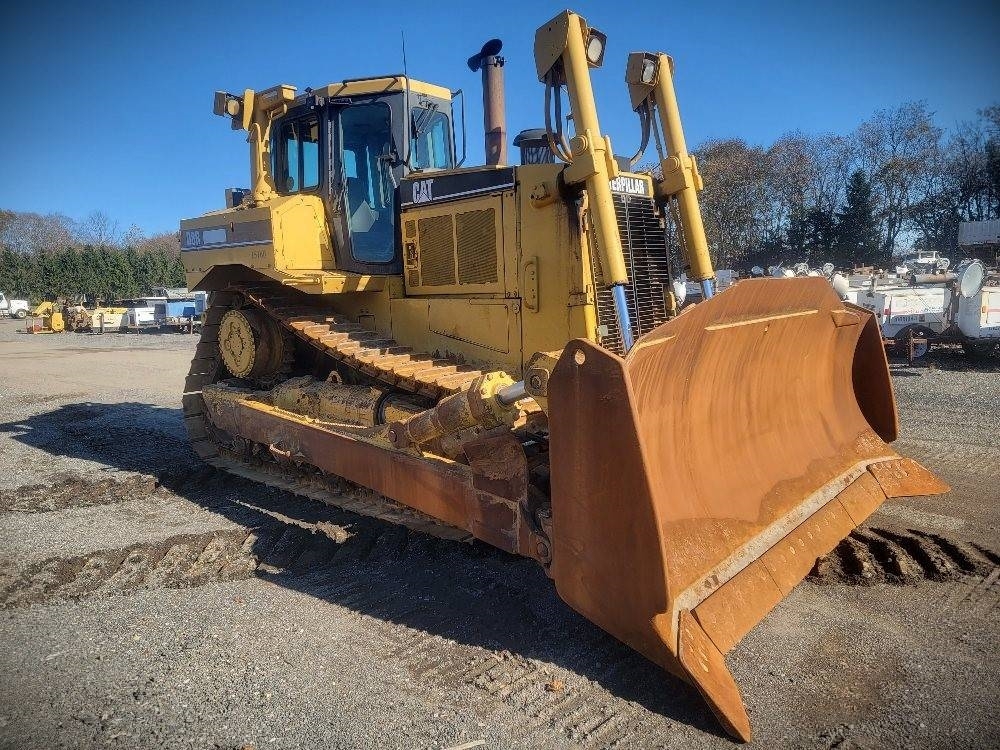 CAT D 8 R